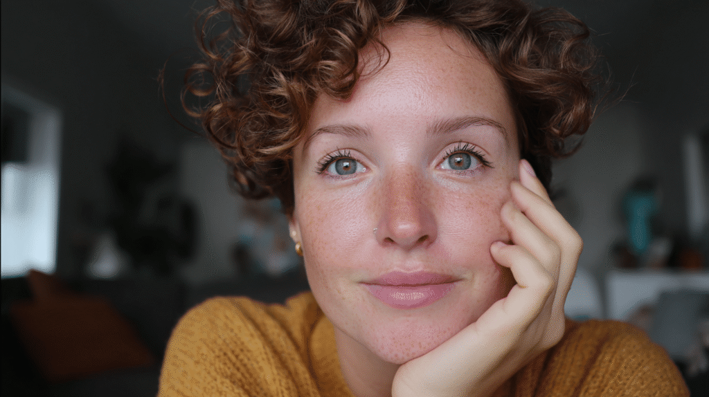 30 Curly Hair Cuts for Round Faces That Flatter Every Curl
